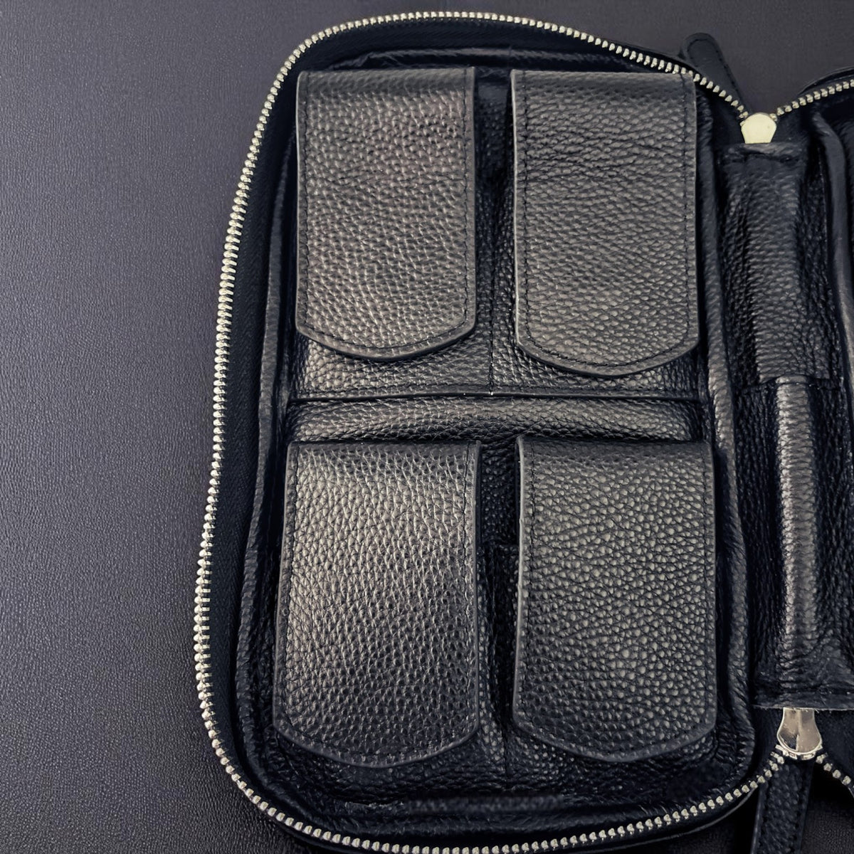 The Blackout Leather Cigar Case – Cigar Dagger