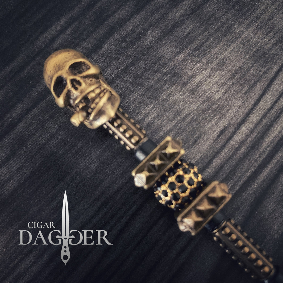 Kingpin (Brass) Limited – Cigar Dagger