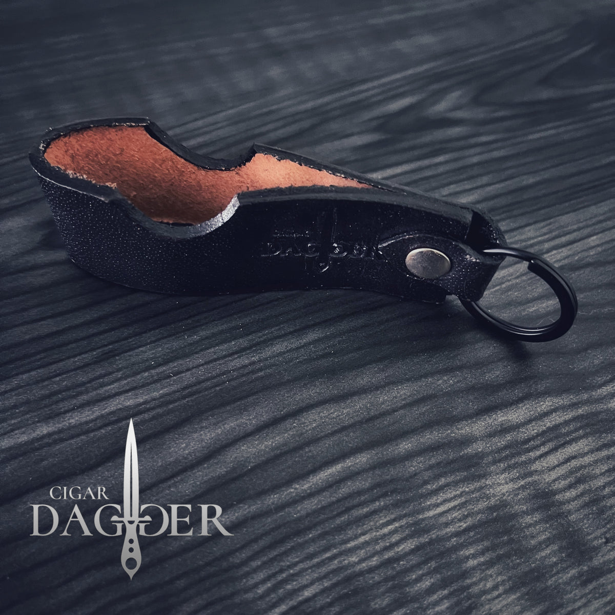 Leather Keychain Cigar Stand – Cigar Dagger