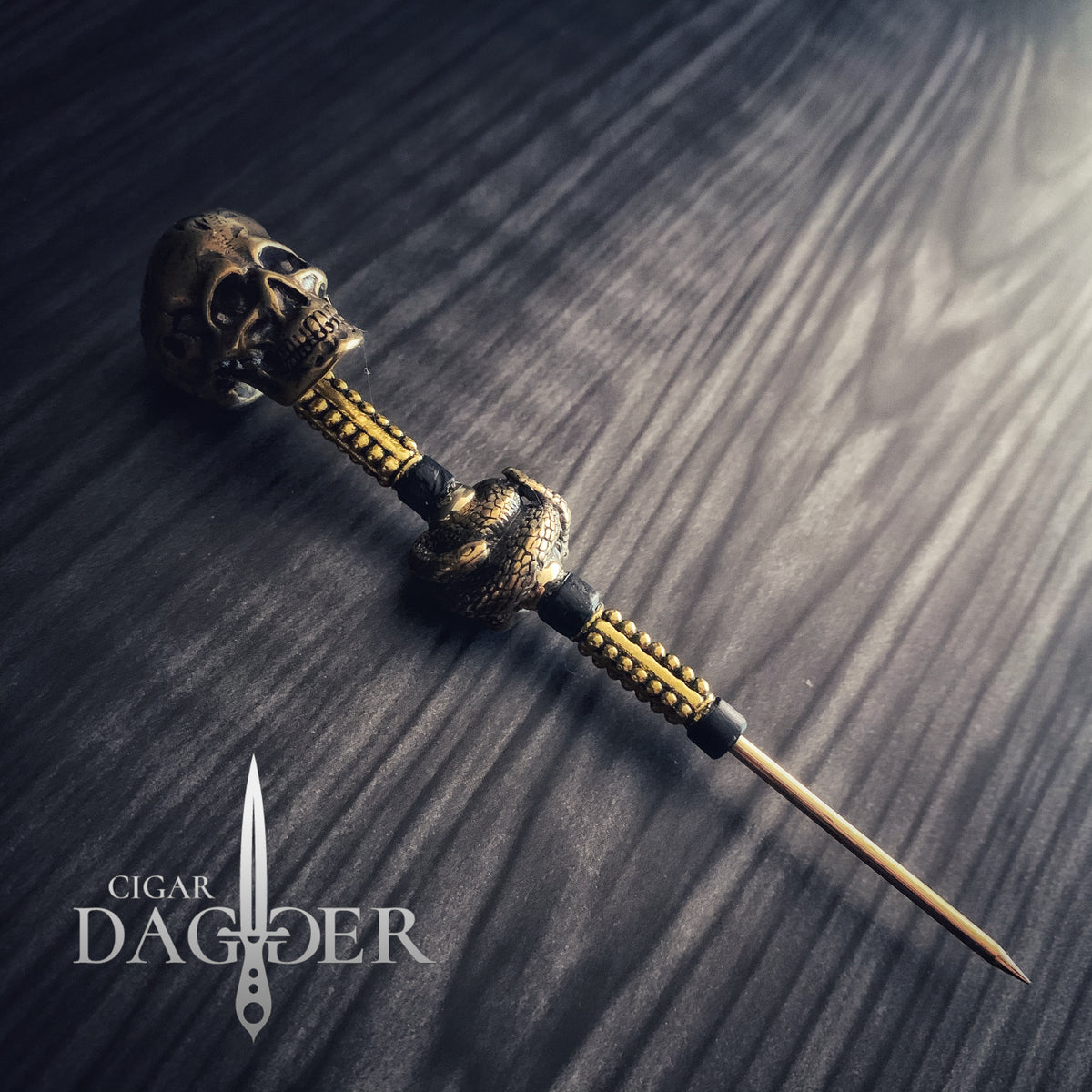 Slither (antique gold) – Cigar Dagger
